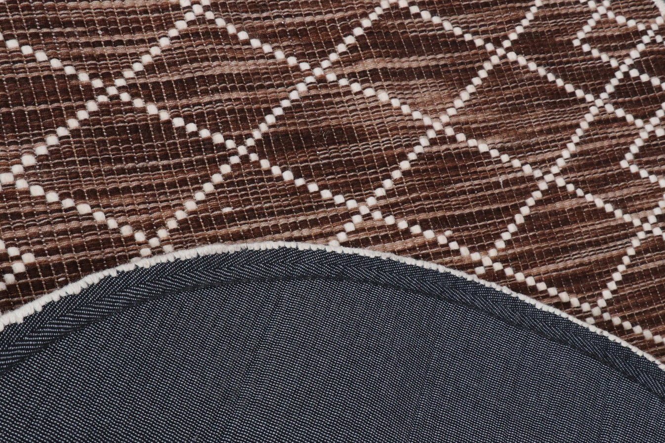 Argyle Chocolate – Rug Queen